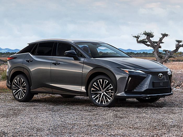 Lexus fully electric car store
