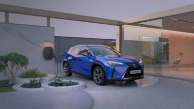 Electrifying Experiences - Guidare un'auto elettrica| Lexus Italia