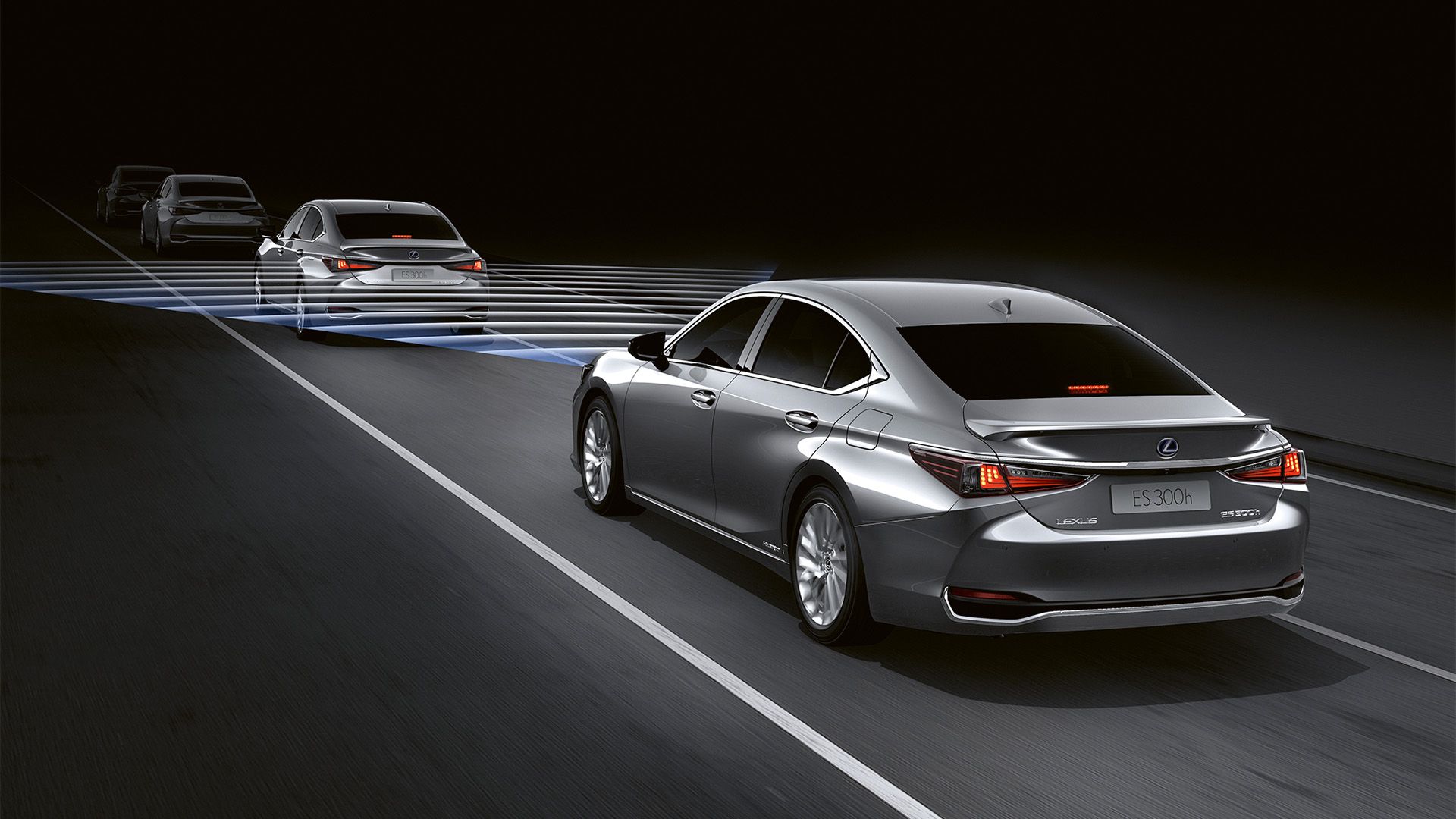 Dynamic Radar Cruise Control - Technology | Lexus Europe