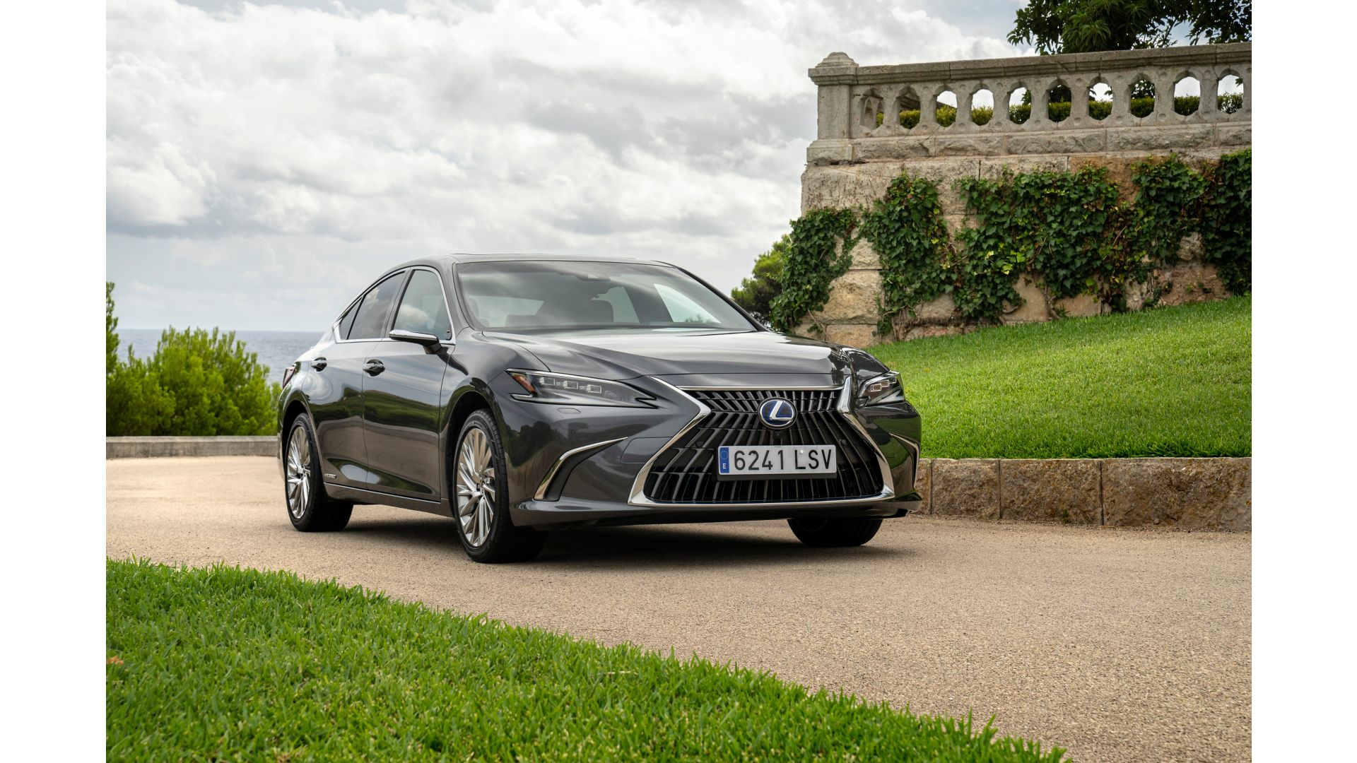 La Lexus ES dépasse 3 millions d'unités | Lexus France