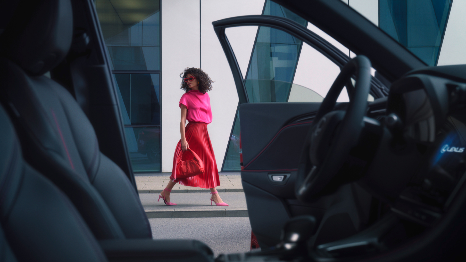 ‘How To' Videos - Get To Know Your Lexus | Lexus Europe