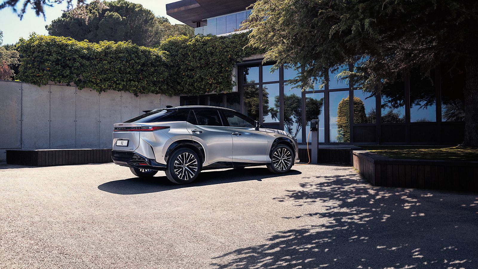 Lexus Electric Cars | Electric Car Range | Lexus UK