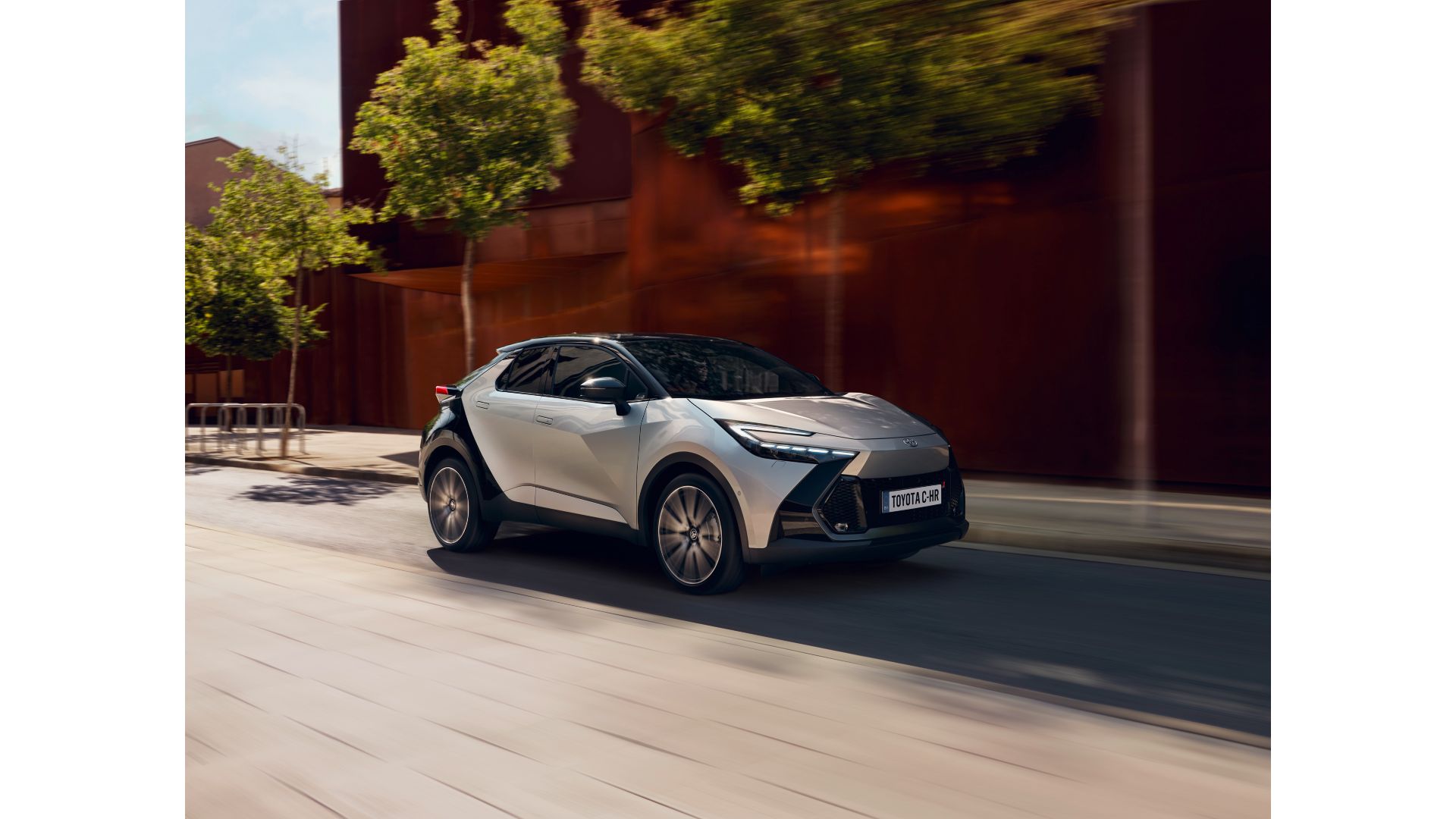 Toyota C-HR | Plug-in Hybrid and Hybrid SUV | Toyota UK