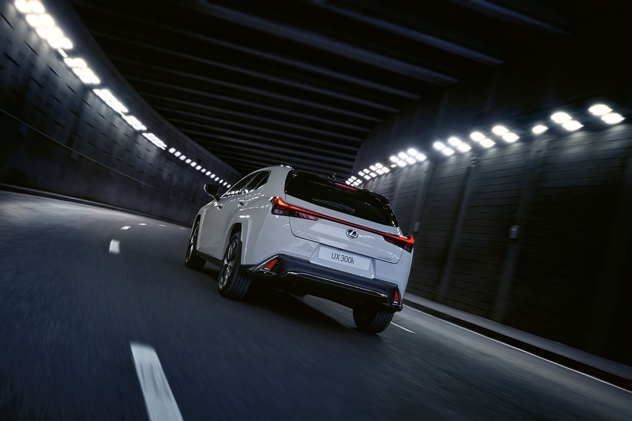 Lexus UX | Compact Hybrid SUV | Lexus UK