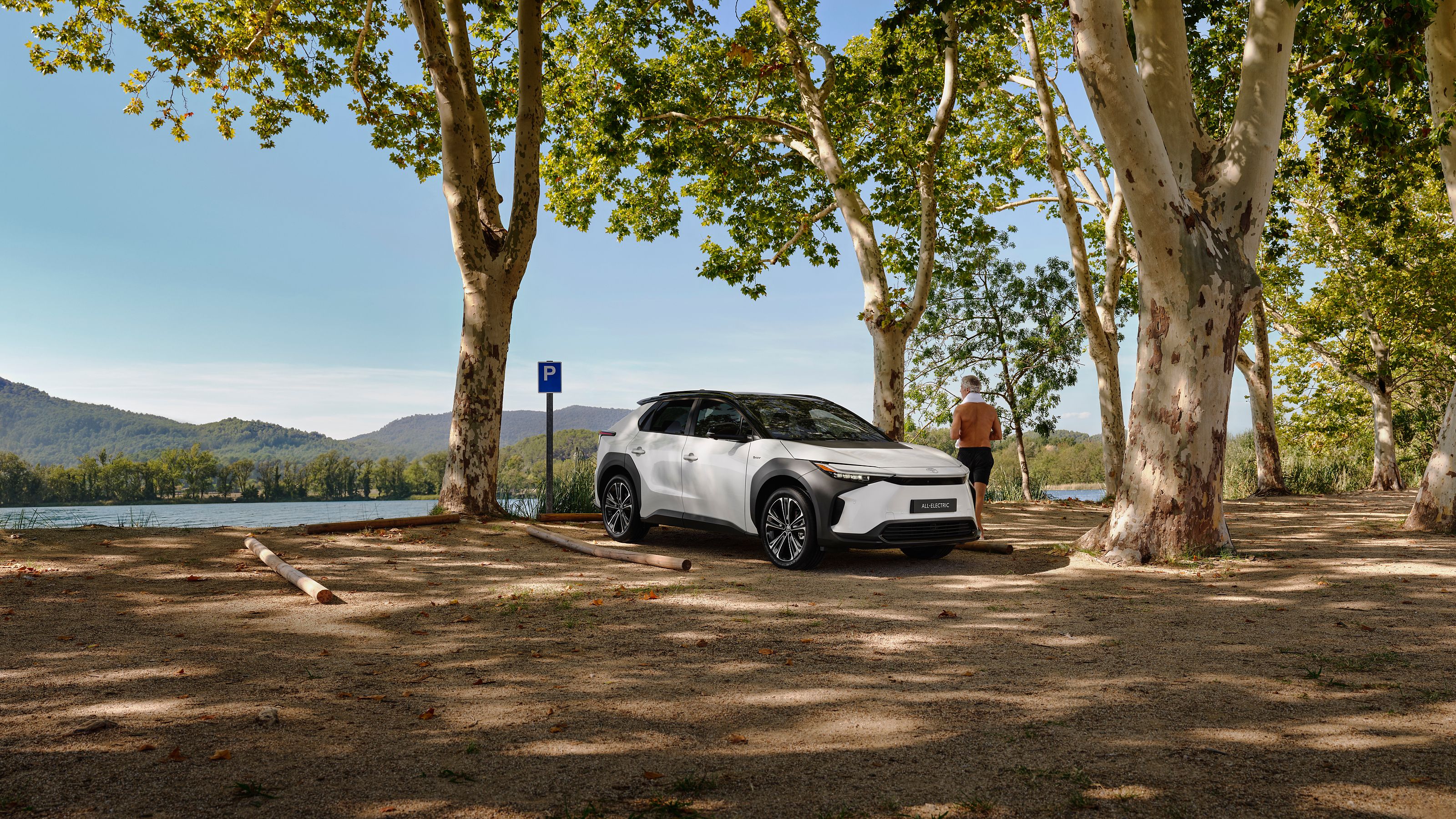 Toyota bZ4X | The All-Electric SUV | Toyota UK