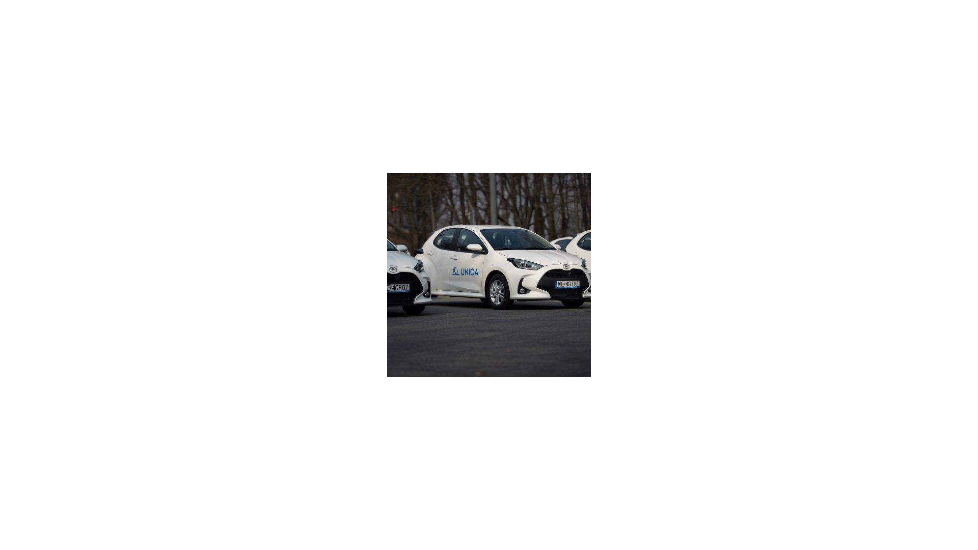 Toyota Marki - 100 hybrydowych Yarisów dla firmy UNIQA | Toyota