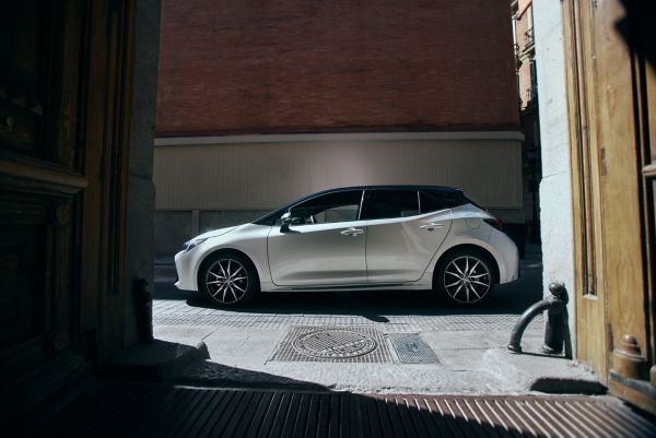 Corolla Hatchback | Hybrid Family Car | Toyota UK