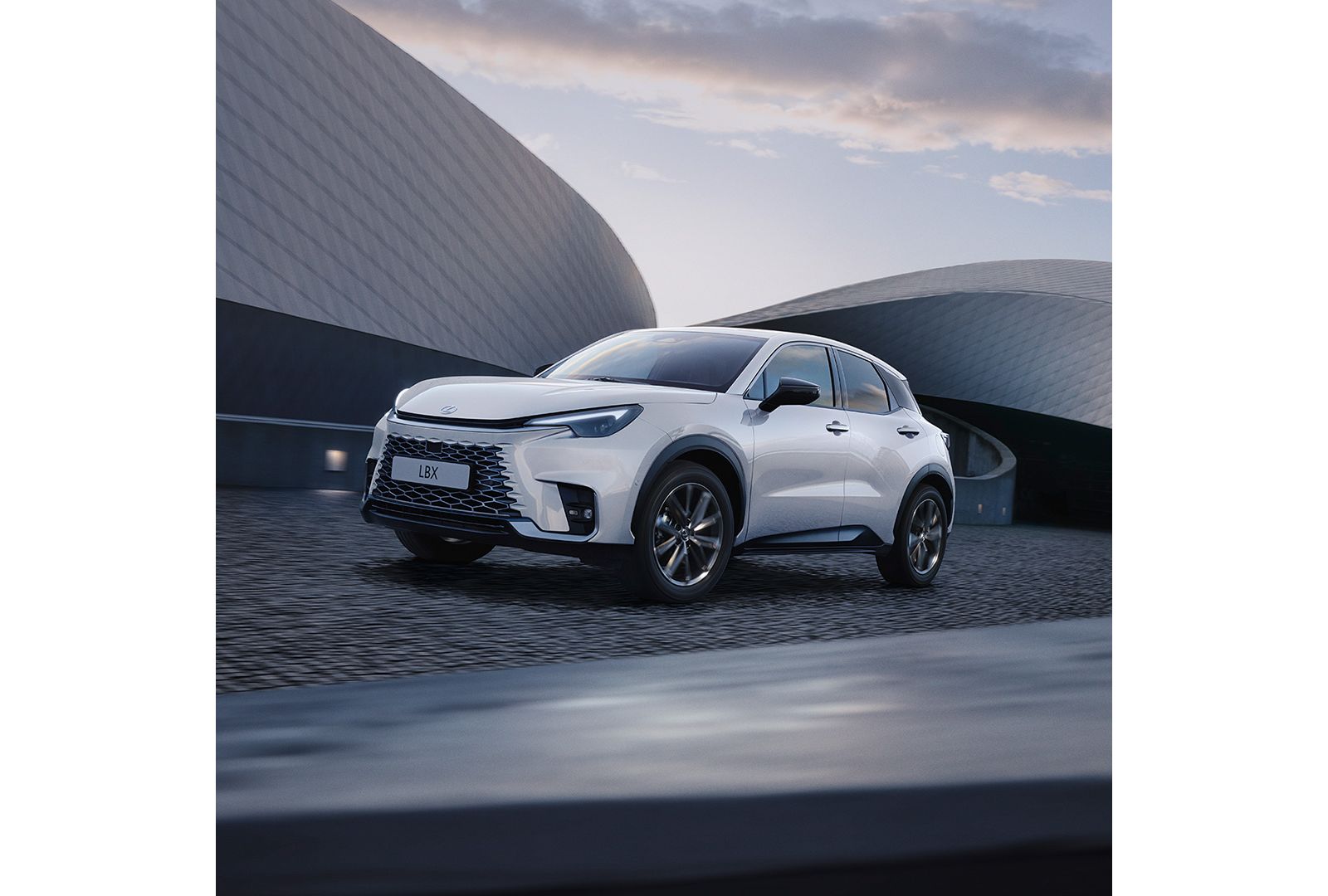 The Lexus LBX Hybrid | Lexus Ireland