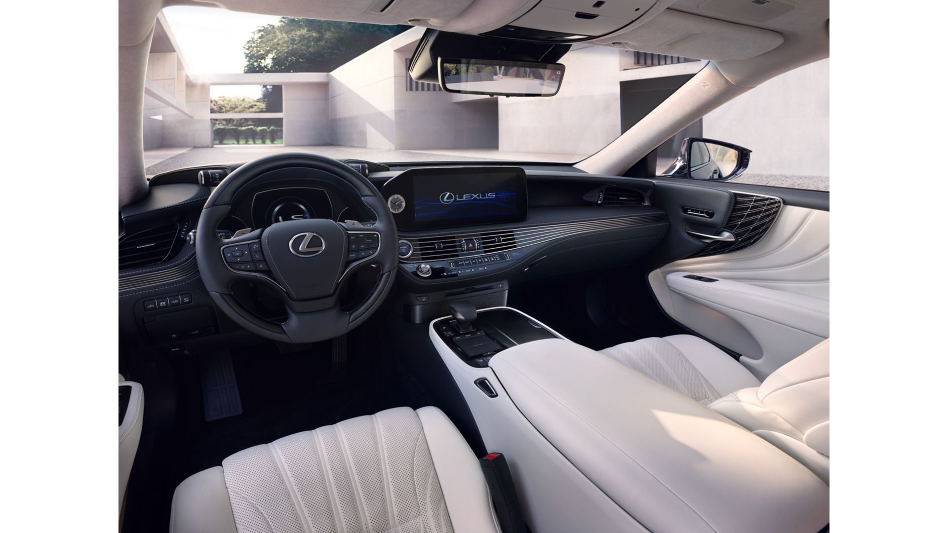 Discover The Lexus Technology | Lexus UK