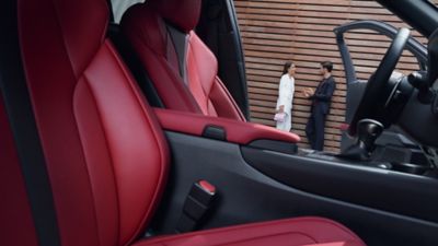 Pre-Owned Vehicles Approved by Lexus Select | Lexus UK