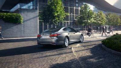 Sikkerheden i din Lexus bil | Lexus Danmark