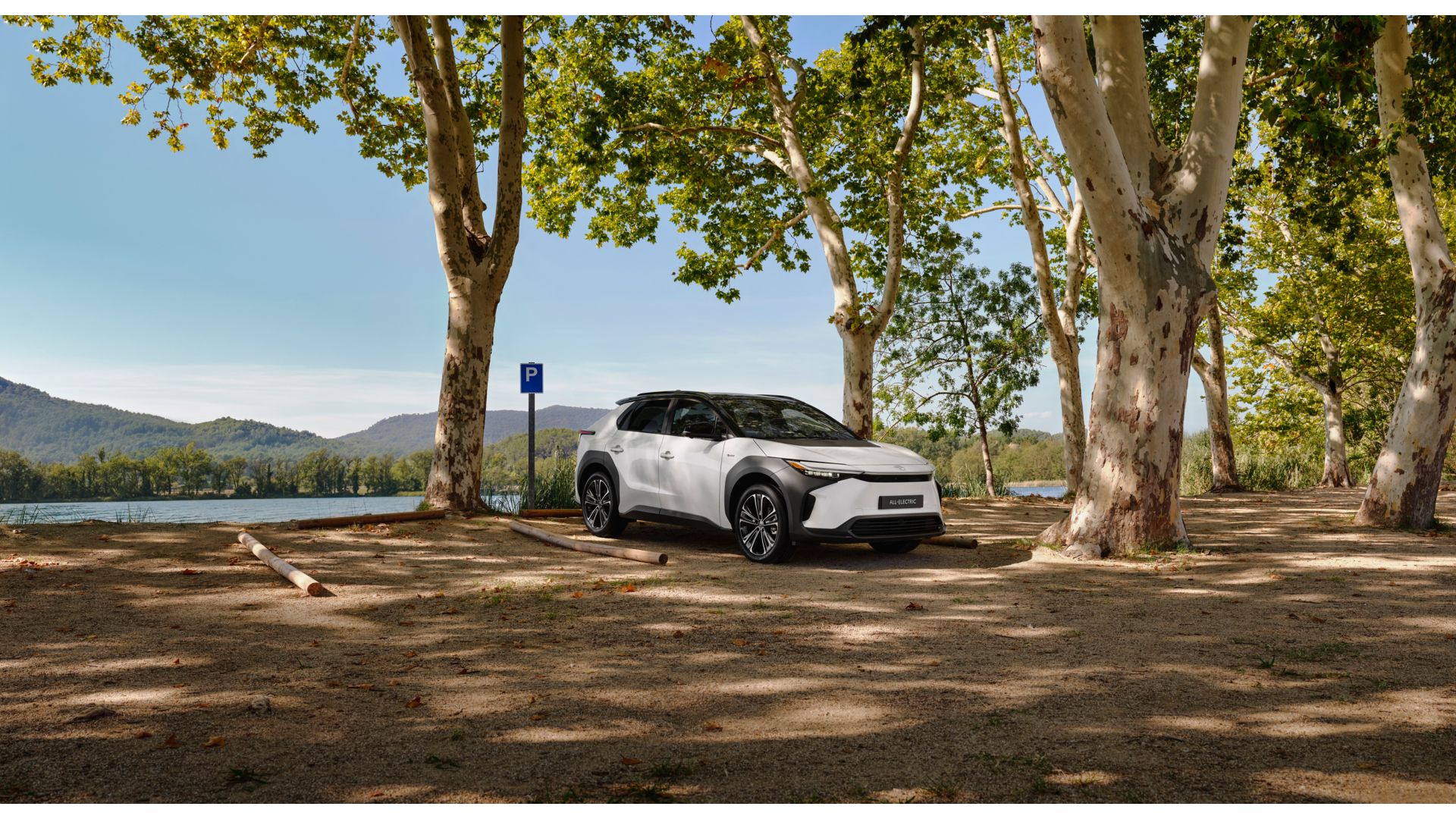 The range of fully electric cars | Toyota