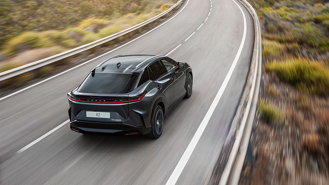 Lexus RZ | All-Electric Lexus SUV | Lexus UK