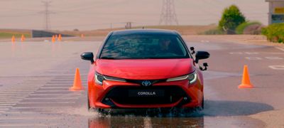 Frenadas de emergencia con un coche híbrido