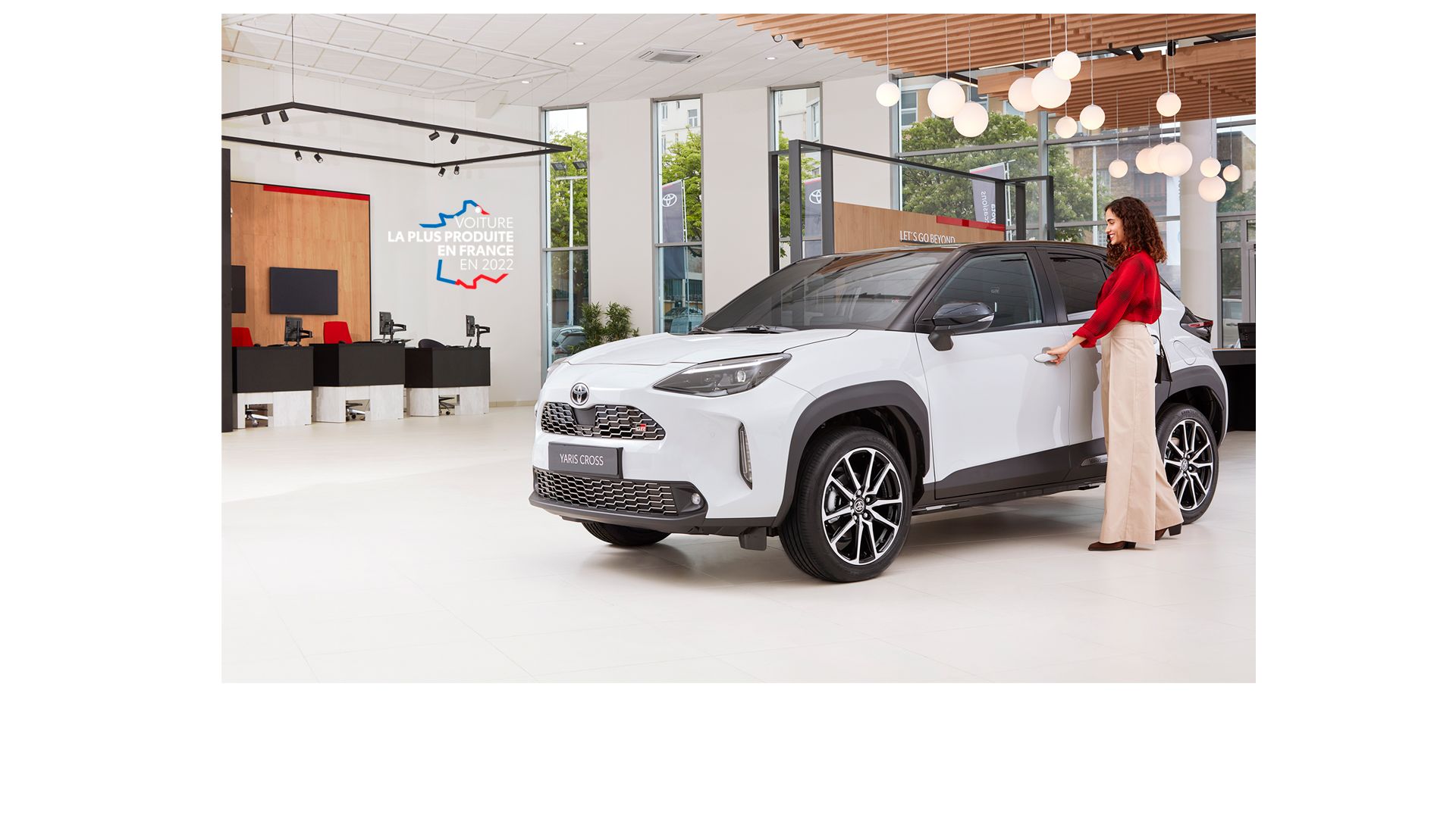 Mașini Mici Toyota | Agilitate și Economie de Combustibil